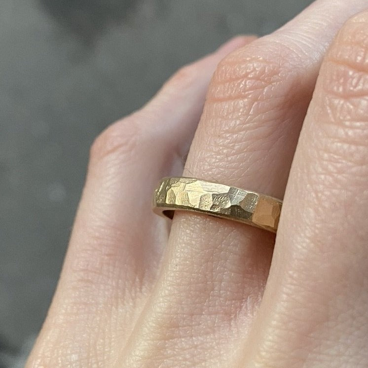 Carved Wedder – ALEXANDRA DODDS